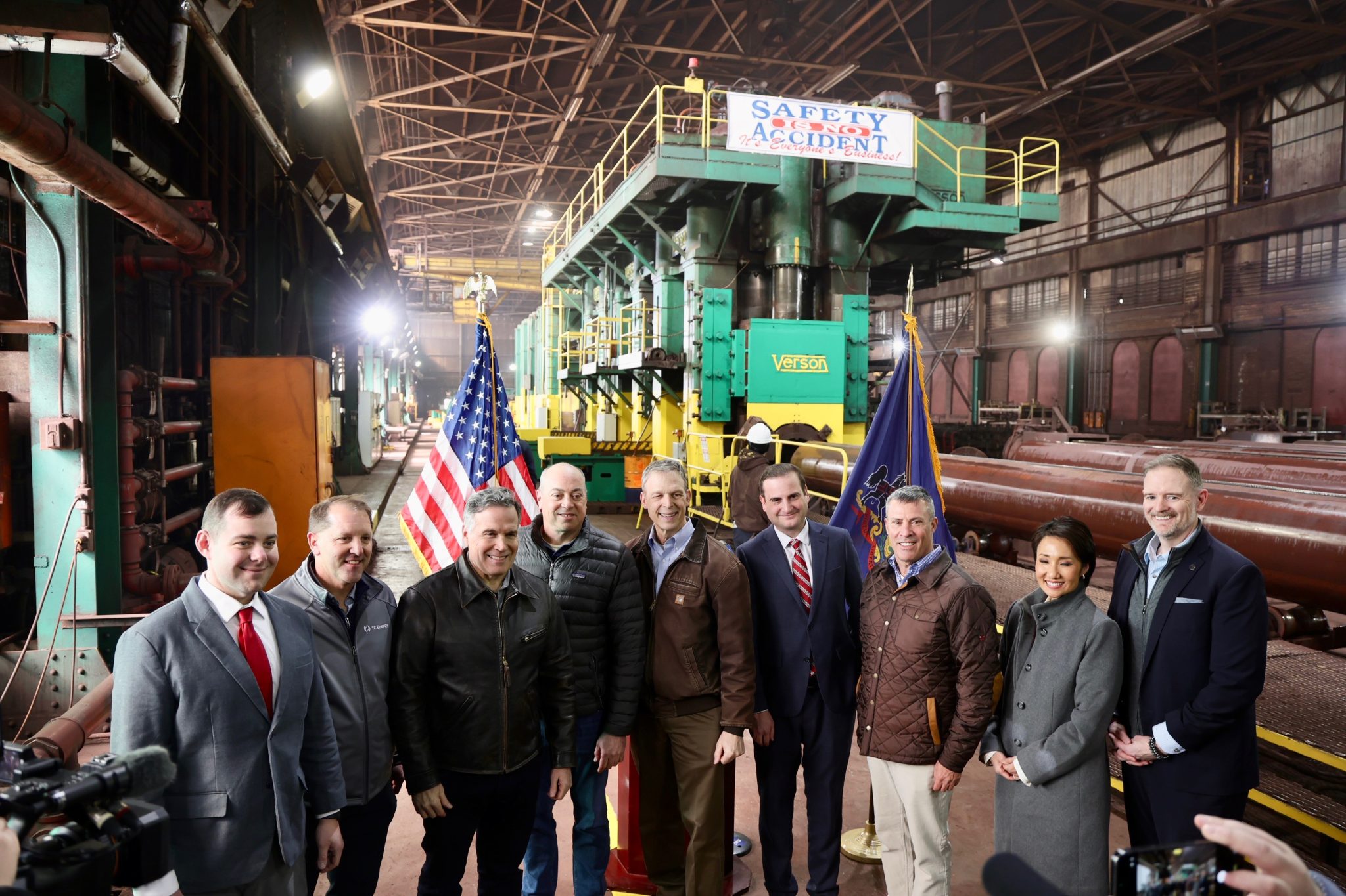Senator McCormick Celebrates New Job Growth at Dura-Bond